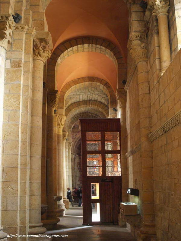 REAL BASÍLICA DE SAN ISIDORO DE LEÓN.-A.Garcia Omedes